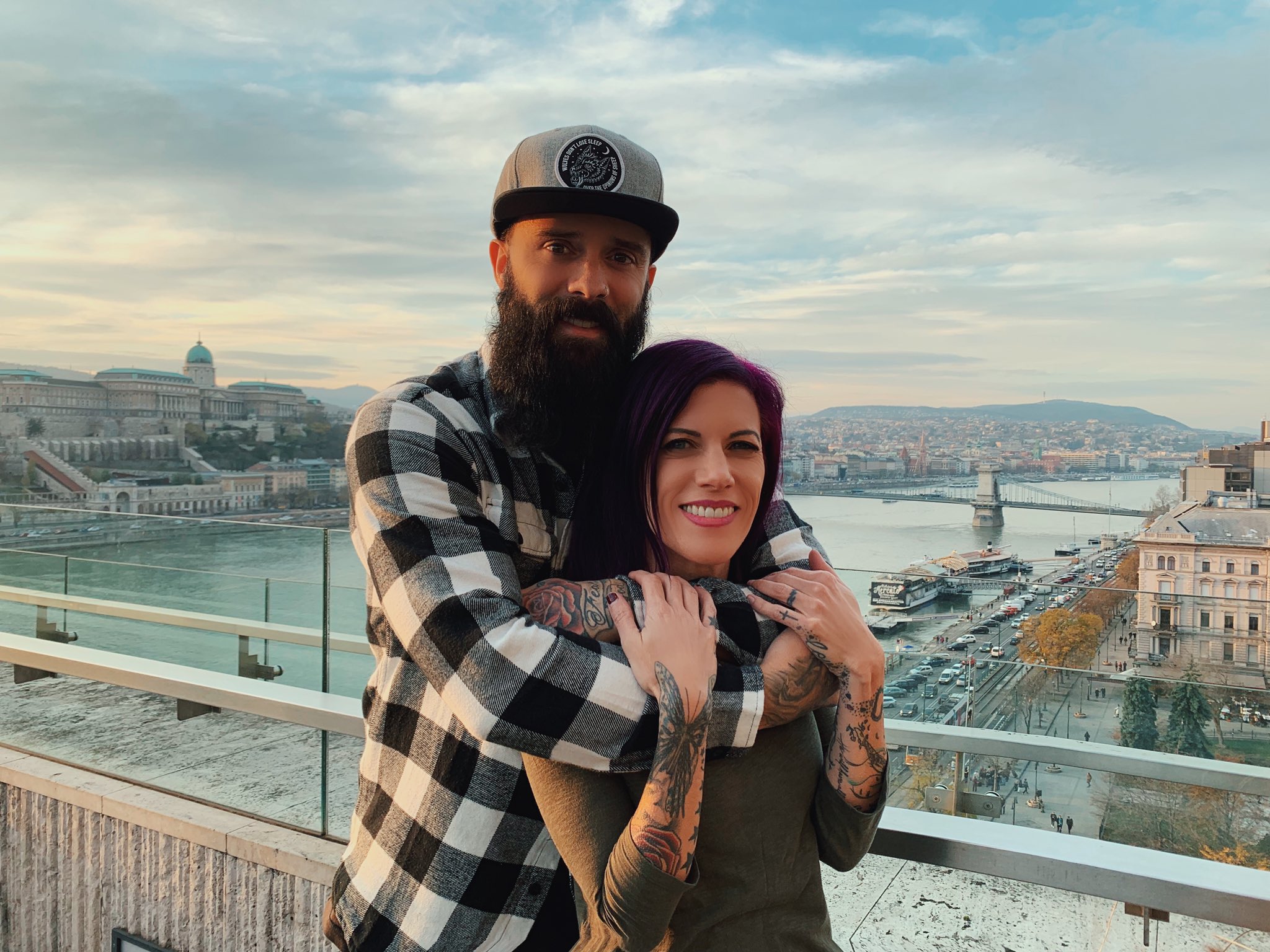 John And Korey Cooper Kiss