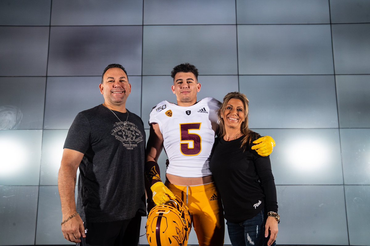 Donovan Davis (@Donovan_Davis_9) | Twitter