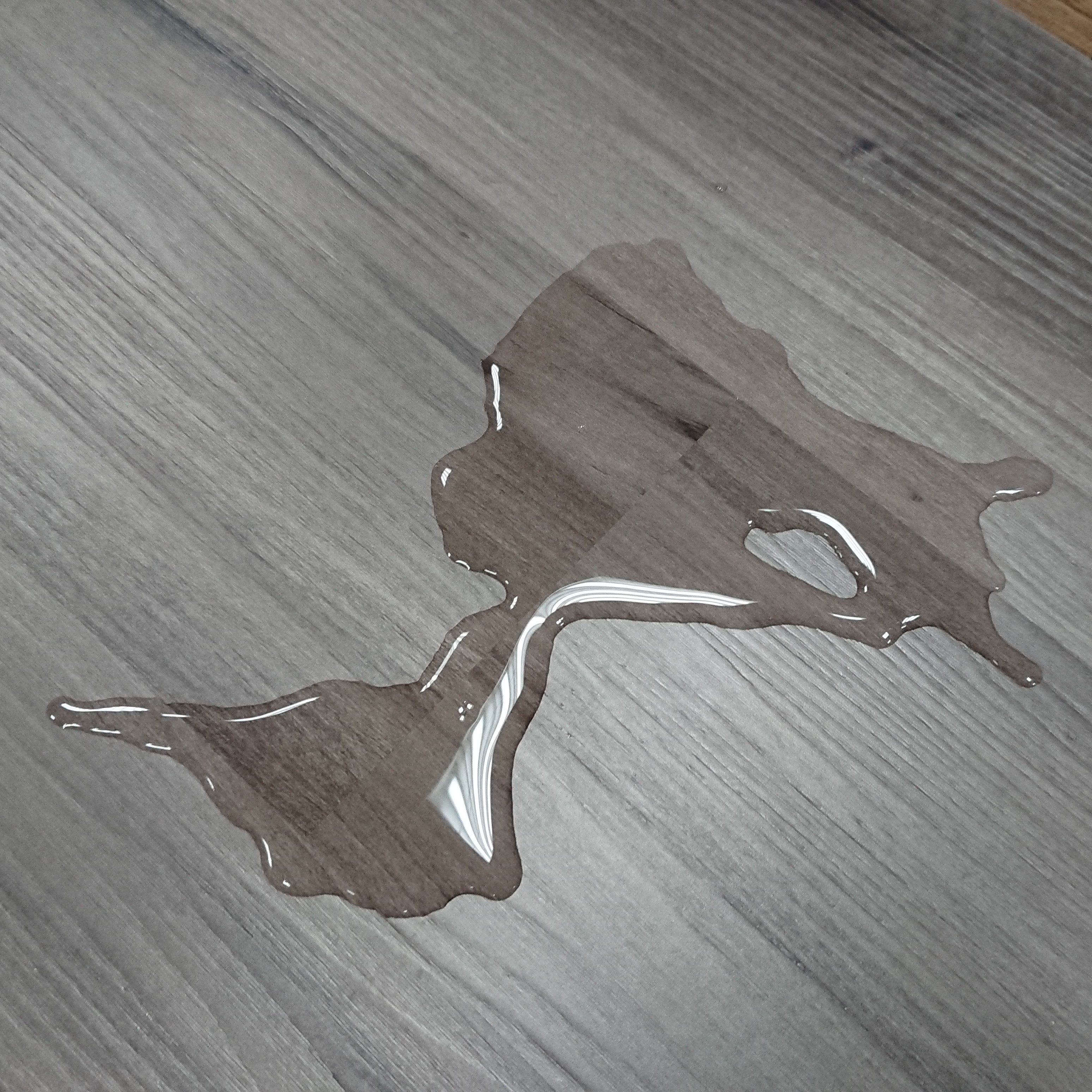 DIY SHOP RESTA【公式】🛠️DIYを応援！ on Twitter: "@kasyunatsu1130 カットした余りで実験してみました。 継ぎ目に水をこぼし、 10秒くらいして ...