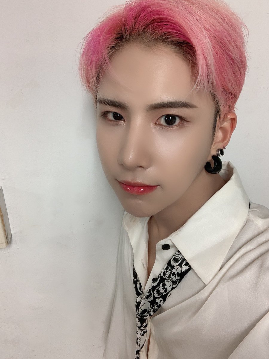 ♠Official A.C.E's WOW A.K.A Kim Sehyoon Thread♠ | Hallyu+