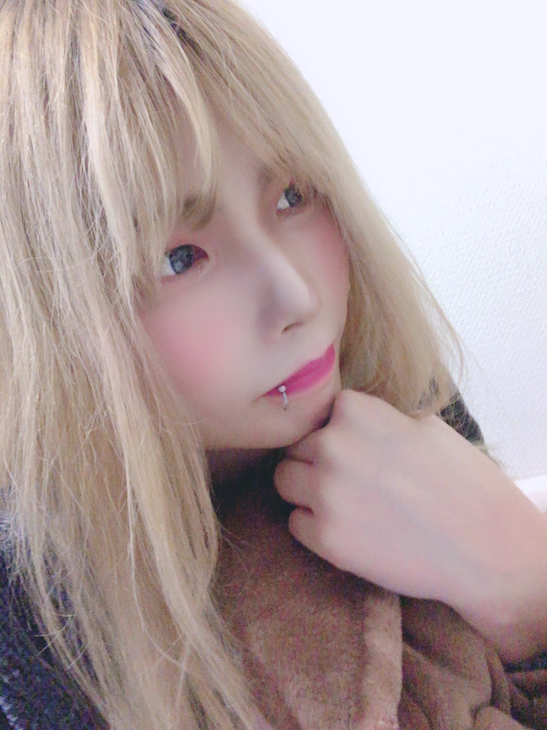 らうら@LIBE新宿店 on Twitter: "今日も14:00から出勤してるよー💪 最近寒くなってきたし一緒にあったまりたいね🏩 みんな遊びに来てね ️ ＃女装 ＃ニューハーフ ＃LIBE ...