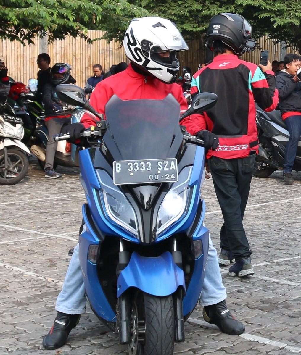 KYMCO Global on Twitter: "KYMCO Maxi Scooters: A journey of a thousand miles begins with a ...