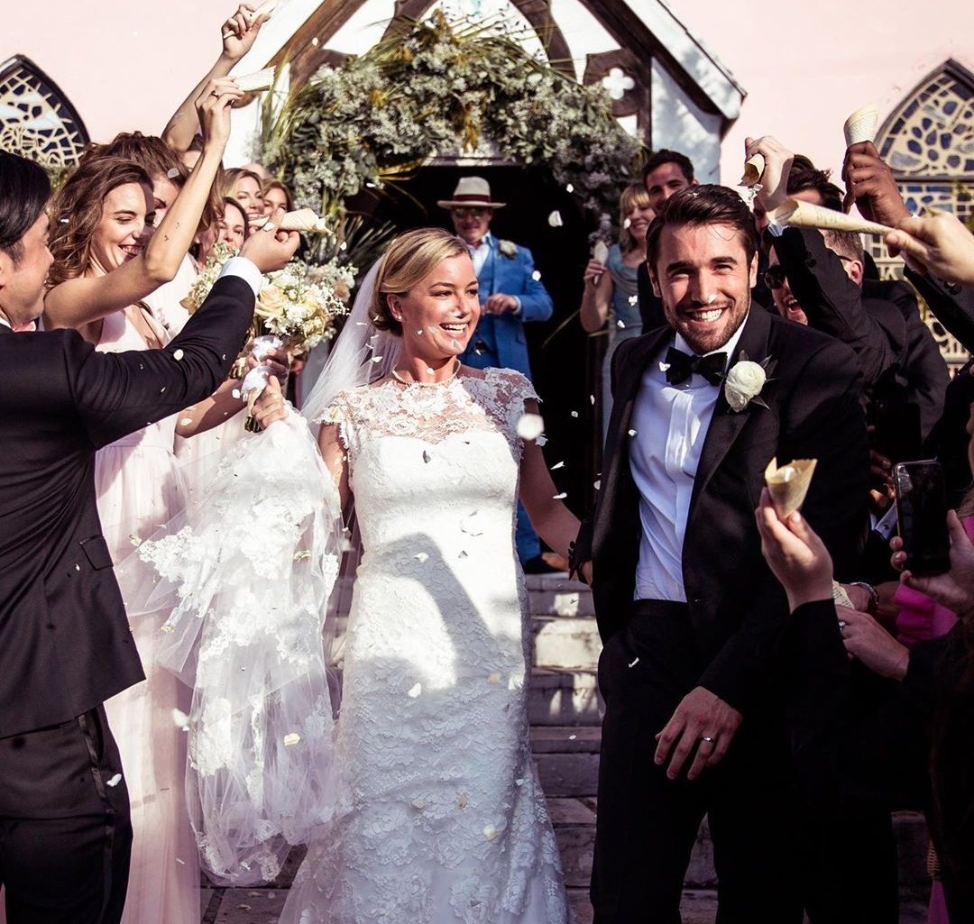 Emily Vancamp And Joshua Bowman Real Wedding