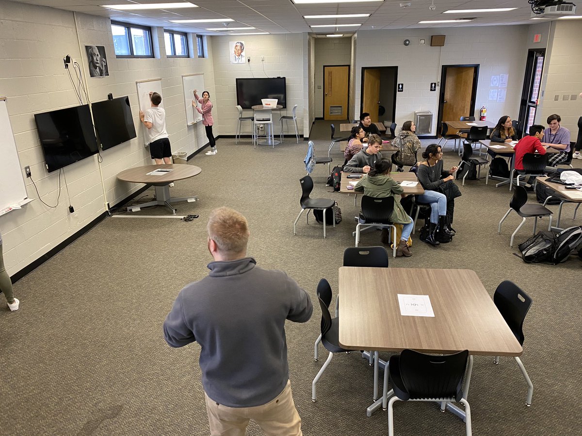 East Hall High School – East Hall High School