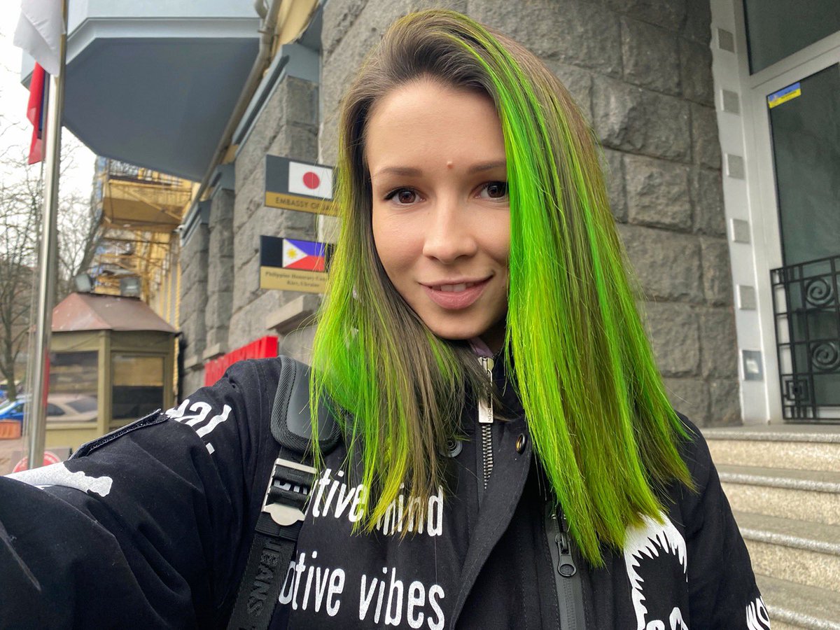 Miss Monique @djmissmonique Timeline, The Visualized Twitter (Analytics)