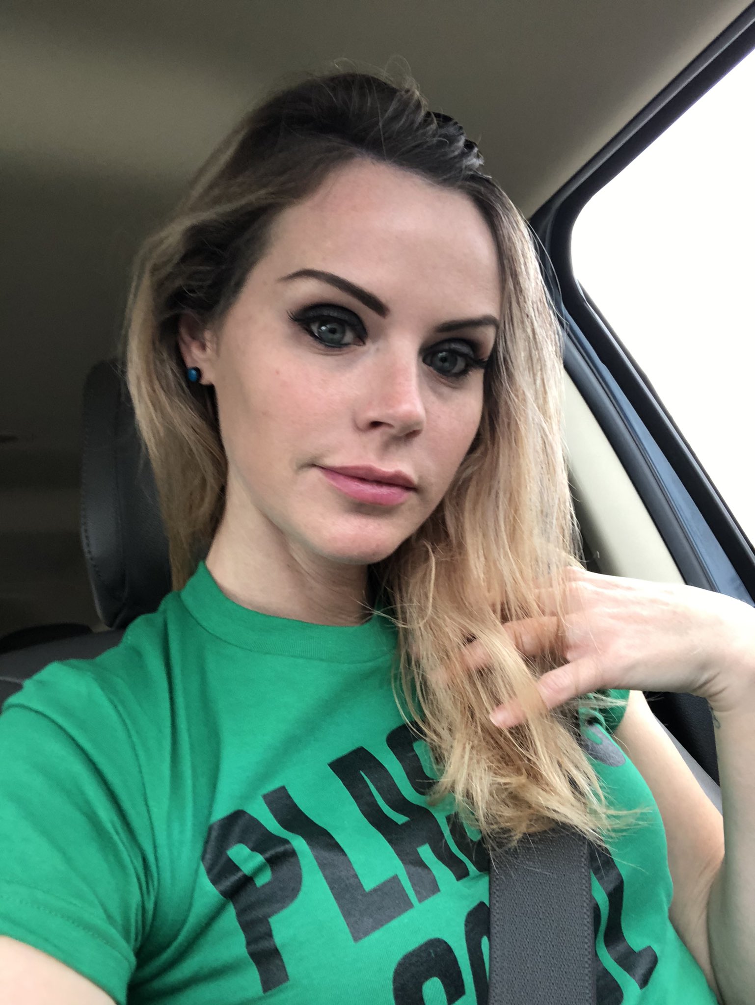 Kody Evans on Twitter: "@MsCaliLogan @AutumnBodell @TiedTales @SavanahCostello @WedgeFanatic ...