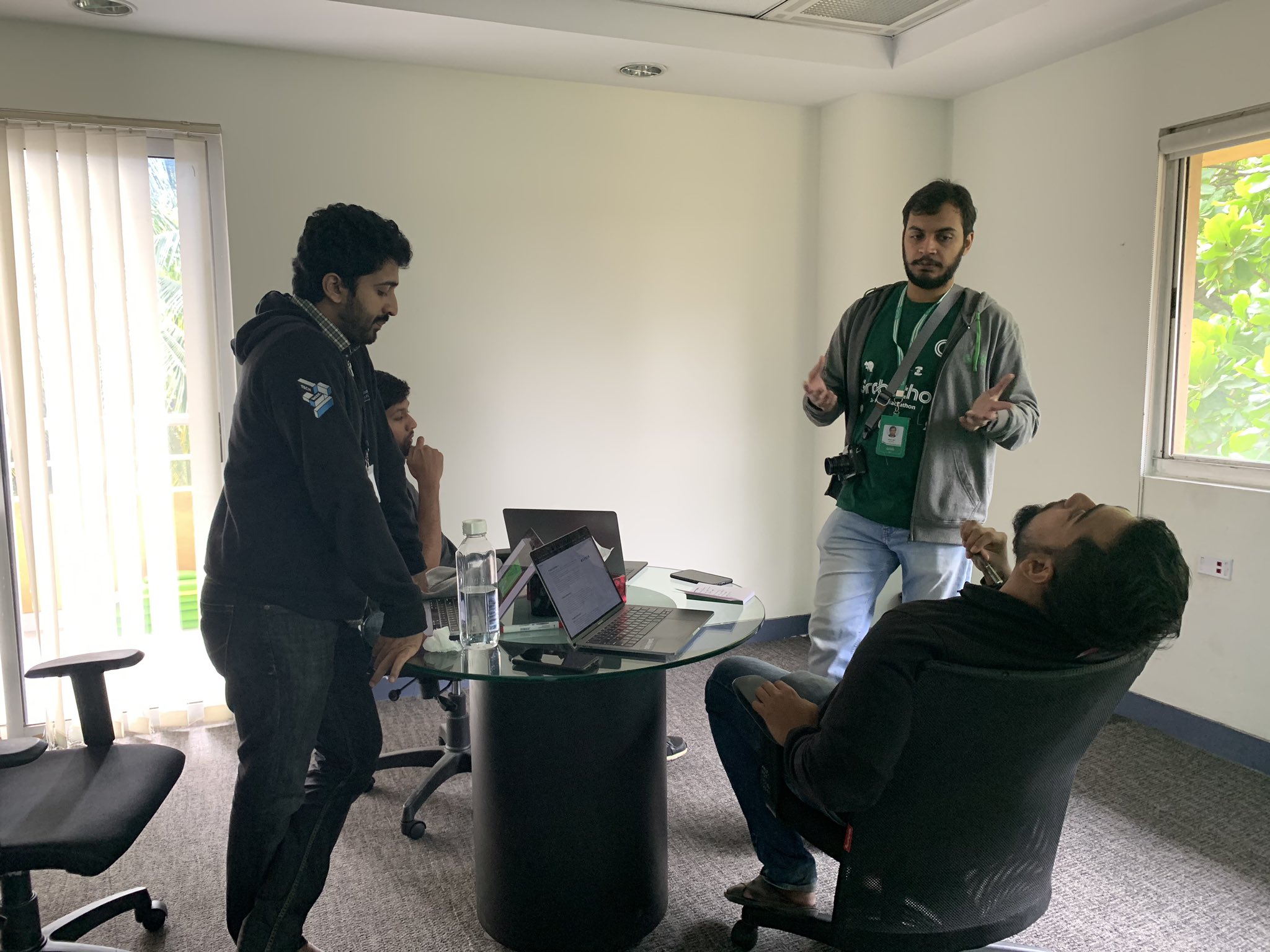 Skillenza on Twitter: "120+ #developers have started building products at #grabathon. It’s a big ...