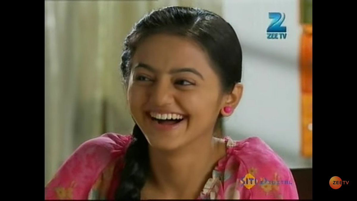 Khelti Hai Zindagi Aankh Micholi