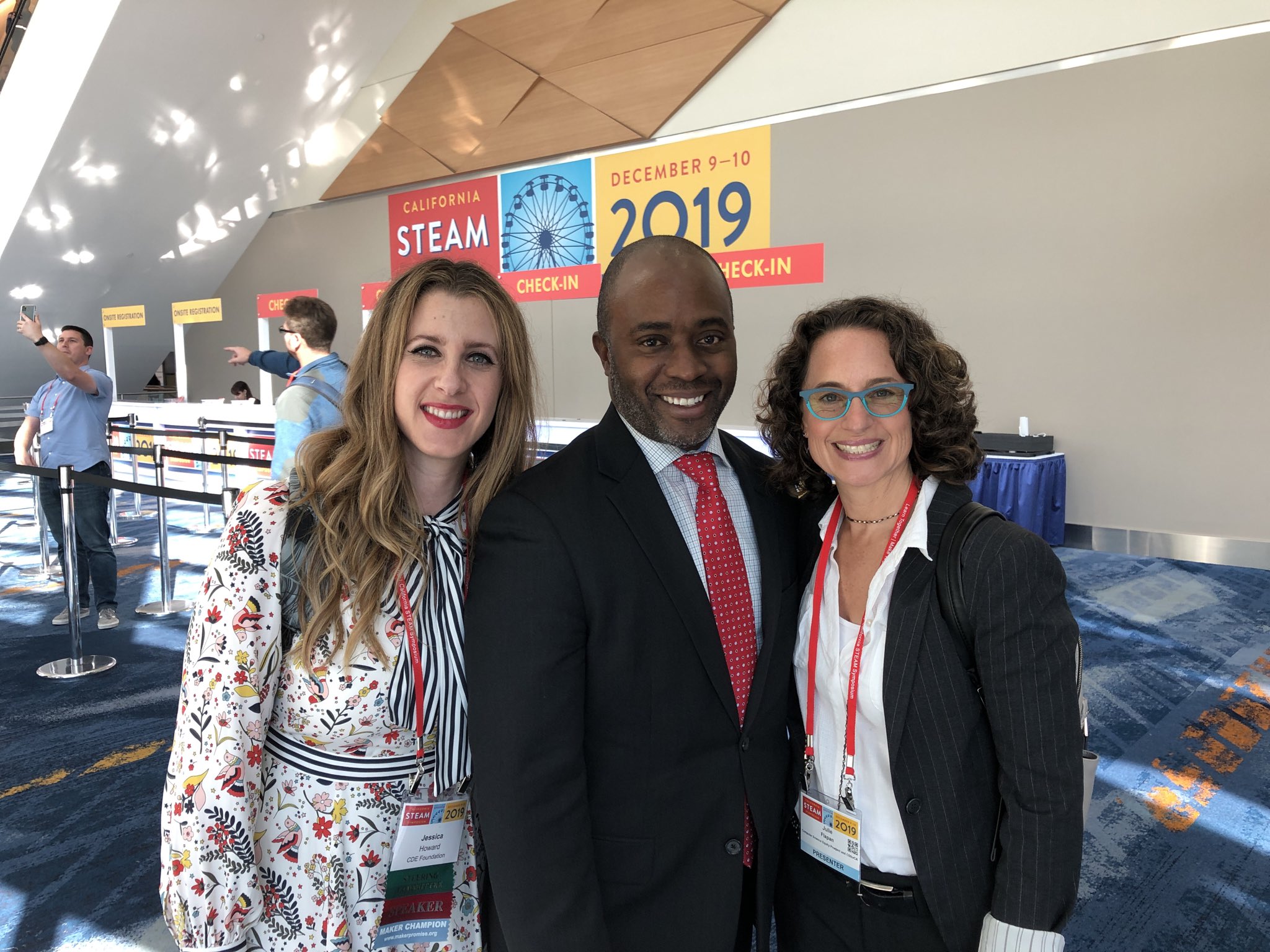 CSforCA on Twitter: "Thank you #CASTEAM2019 and ⁦@TonyThurmond⁩ for your support of computer ...