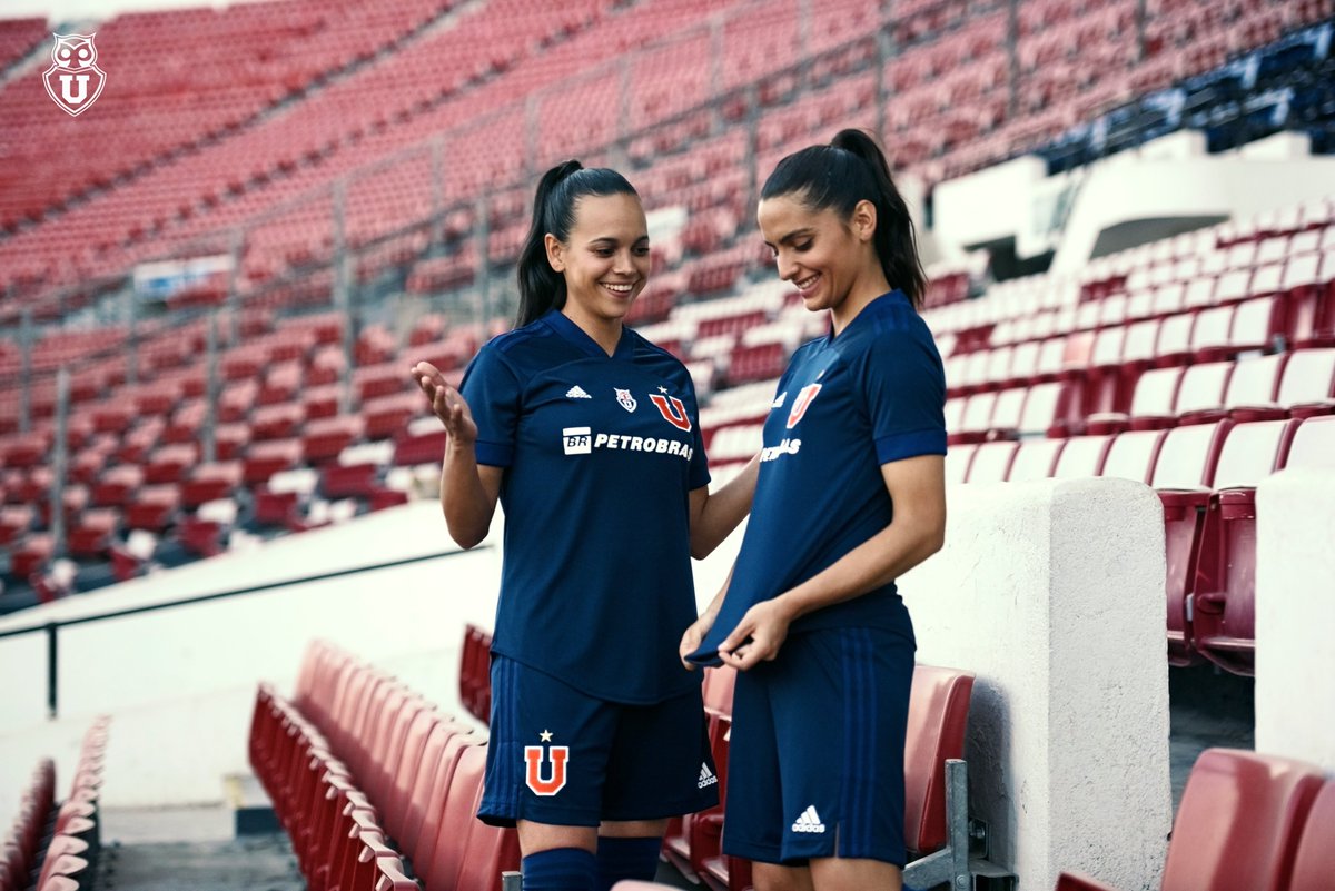 Que bien les queda la gloriosa a Bárbara Sánchez y Daniela Zamora ...