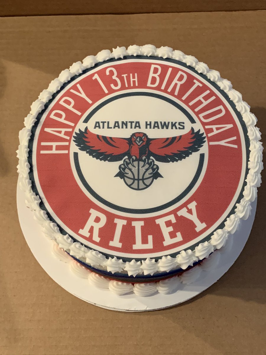 Atlanta Hawks Cake Ideas Cakes By Lovey Dovey (@cakesbyloveydovey)