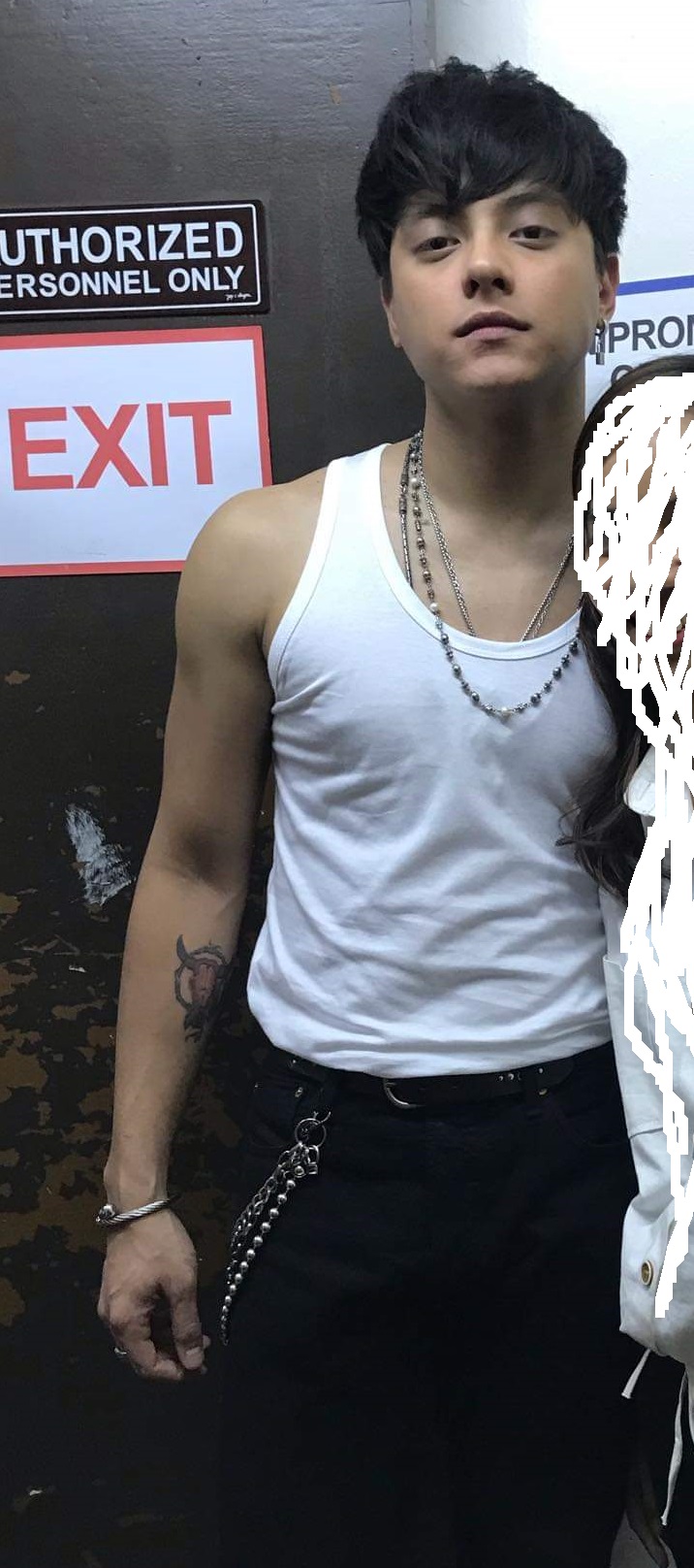 Daniel Padilla Armpit