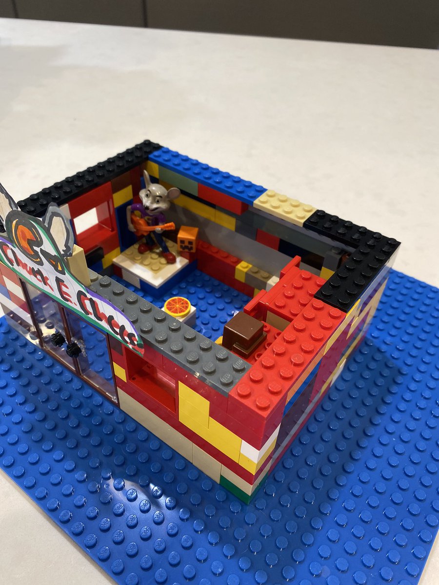 Lego Chuck E Cheese