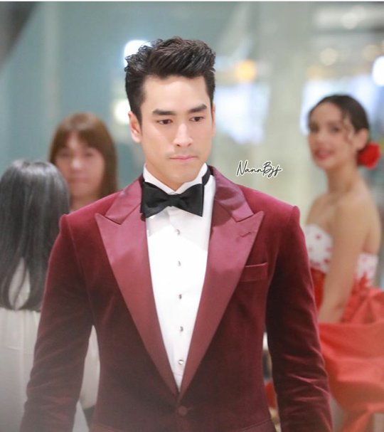 Nadech Kugimiya Suit
