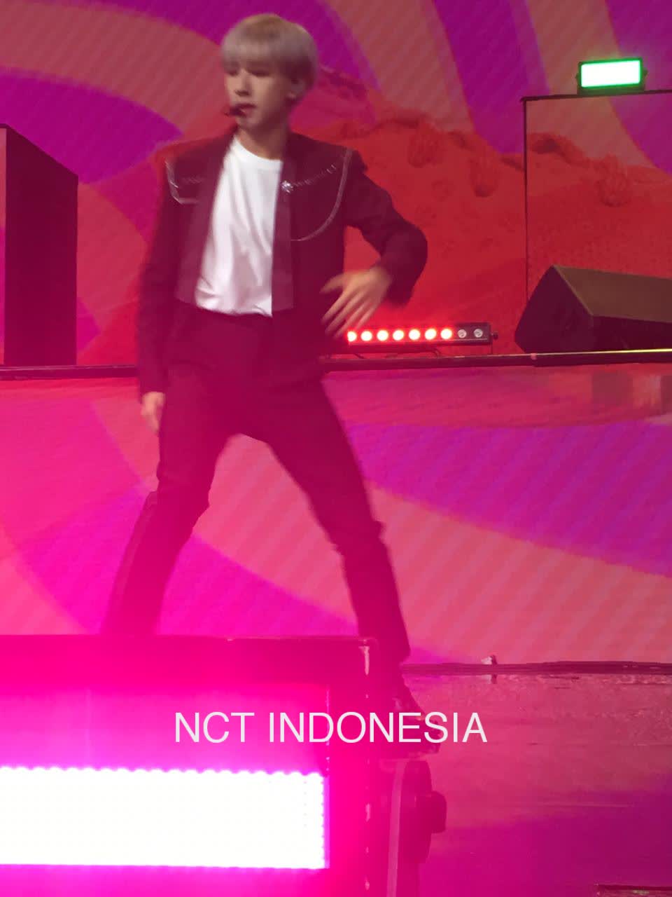 NCT INDONESIA Fanbase 💚 🇮🇩 on Twitter: "[PIC] 191214 #NCTDREAM saat tampil membawakan My First ...