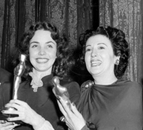 Jennifer Jones Oscar