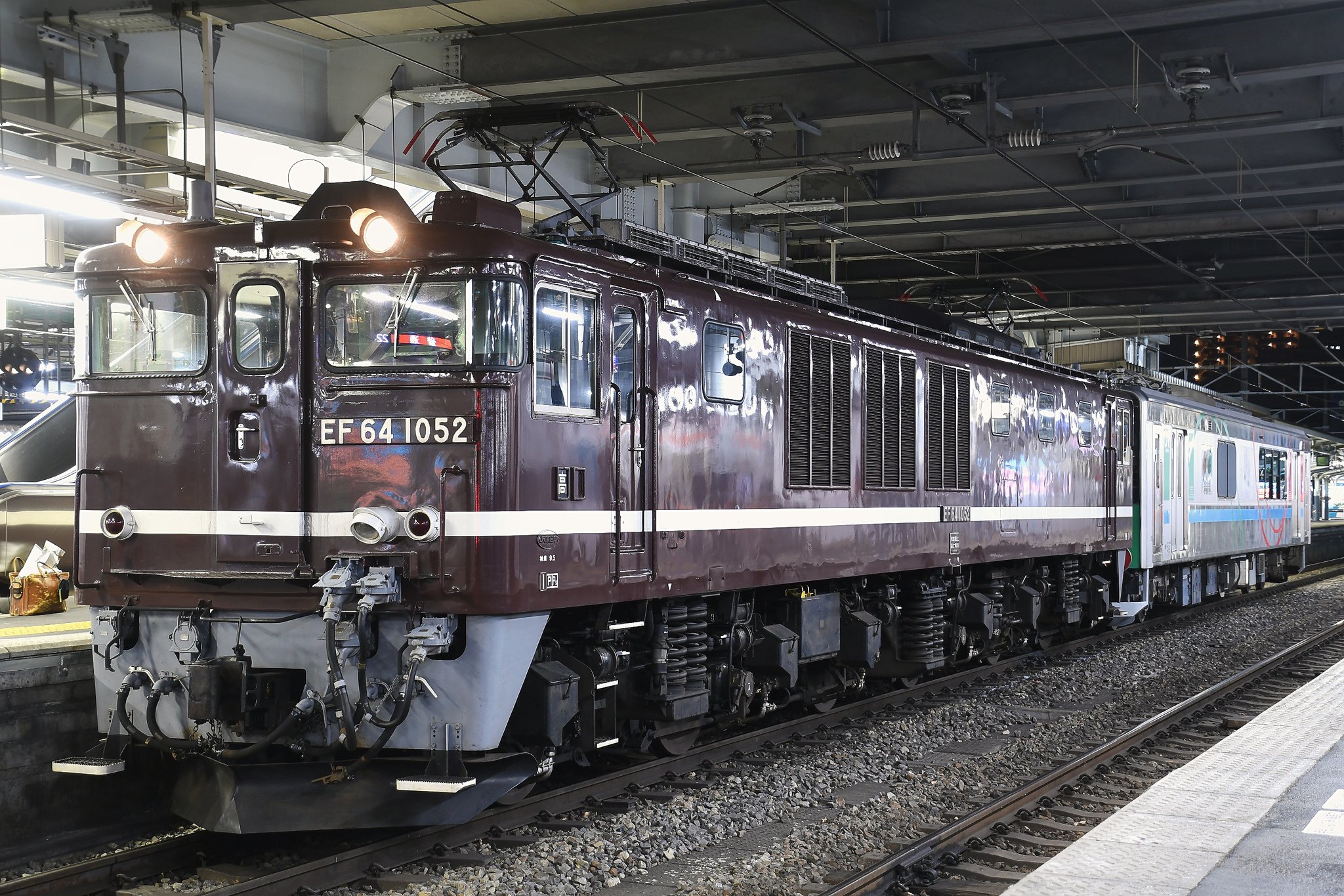 KL on Twitter: "12/18 E995系試験車 NN廃車配給 配9439レ。 EF64-1052+E995系宮ﾔﾏクモヤE995-1｢Ne@train｣。 松本にて。 https ...