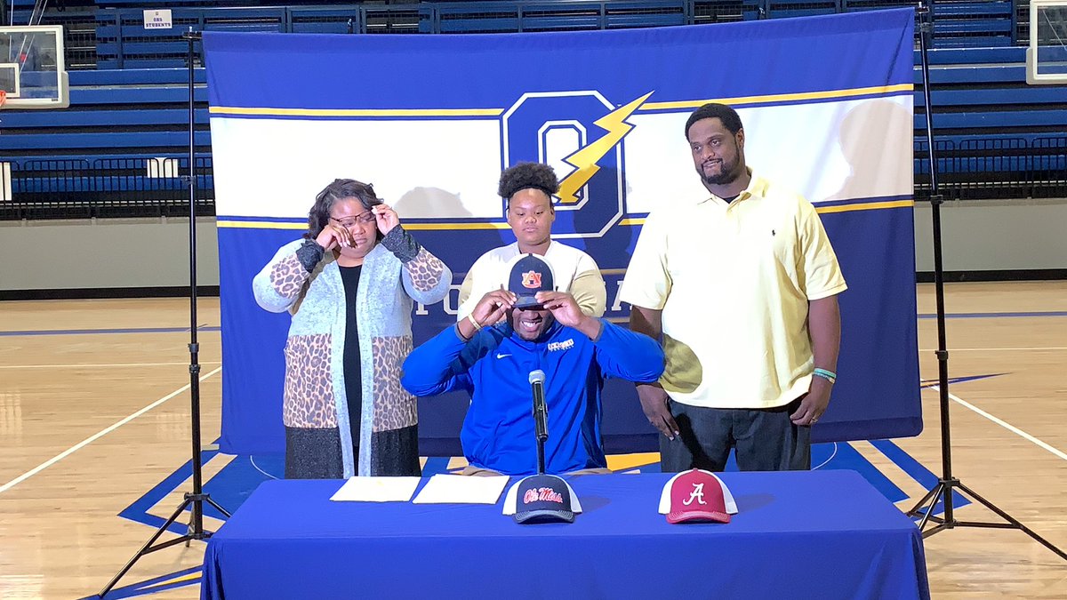 2020 4* TE Jeremiah Pegues commits to Auburn : r/CFB