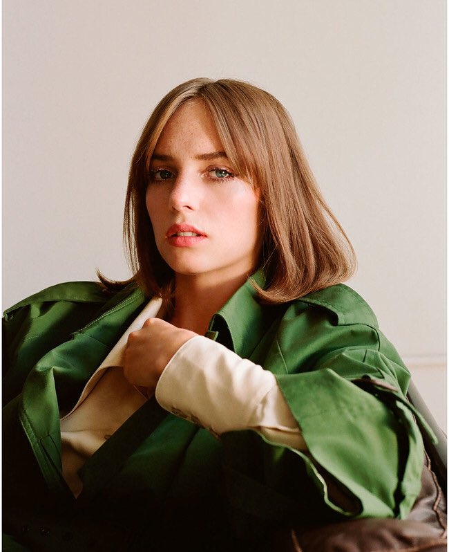 best of maya hawke on Twitter: "📸| Maya Hawke for ‘Port Magazine’ https://t.co/hB0BLfVnLk" / Twitter