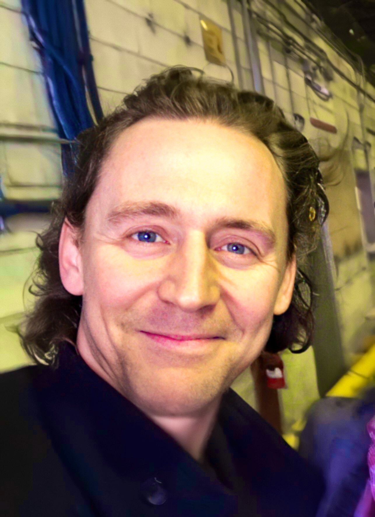 Tom Hiddleston Smirk