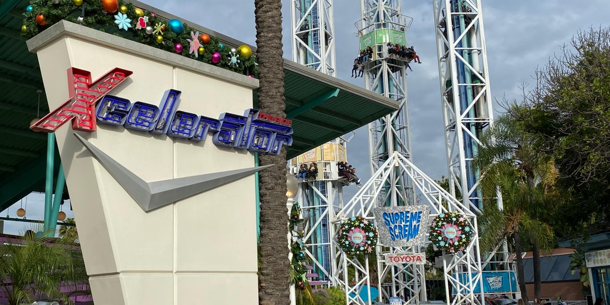 Supreme Scream Knotts Berry Farm