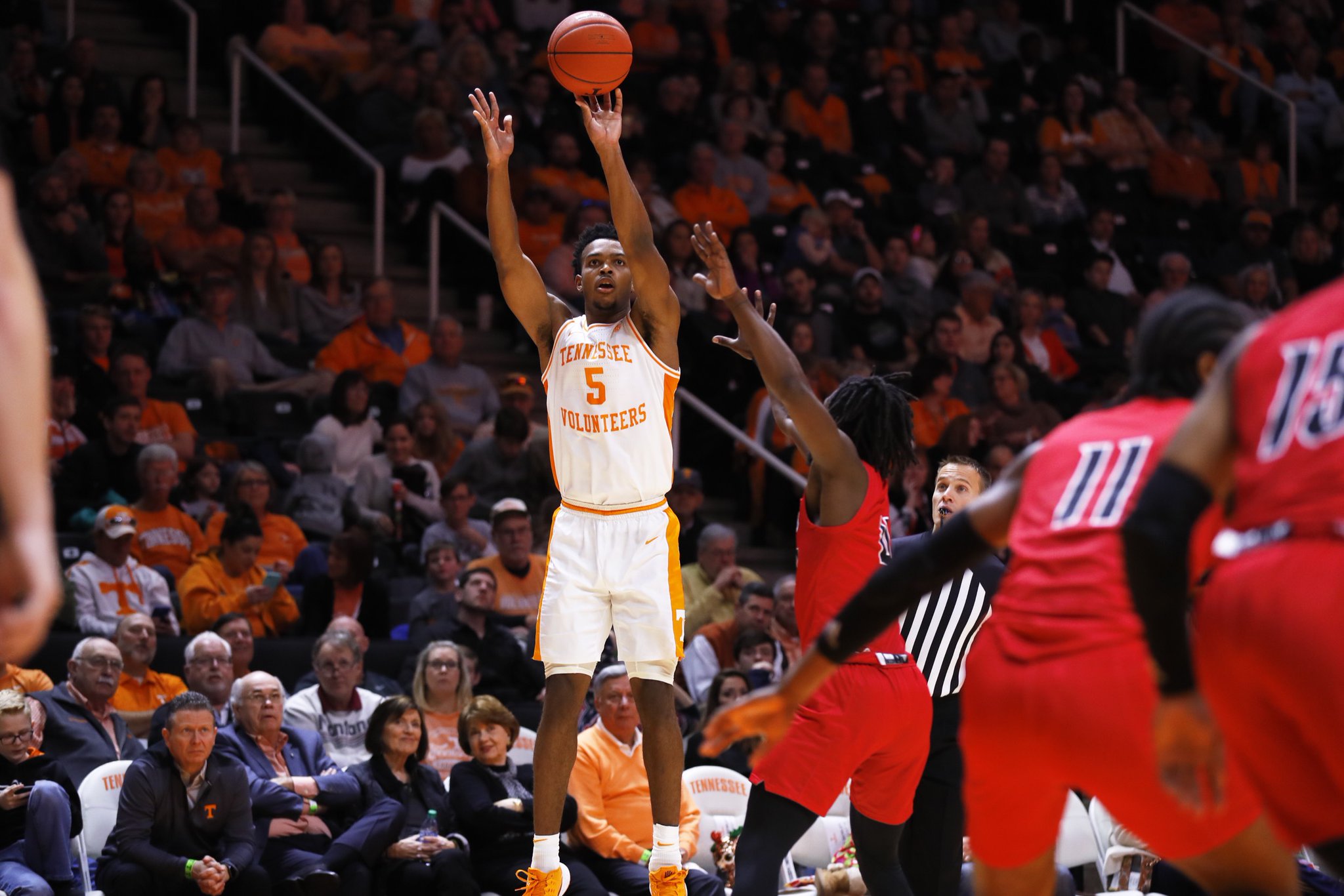 Tennessee Basketball On Twitter jjjames30 tennessee-basketball-on-twitter-jjjames30