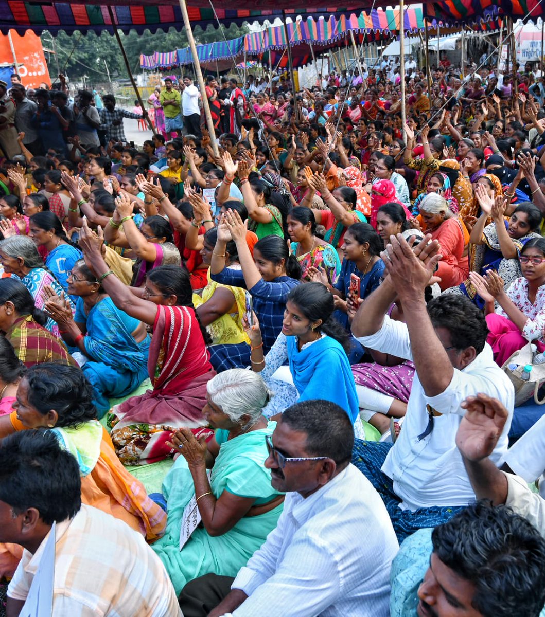 Thread by @rajapss: Hindu Maha sabha Chairman Chakrapani Maharaj met ...