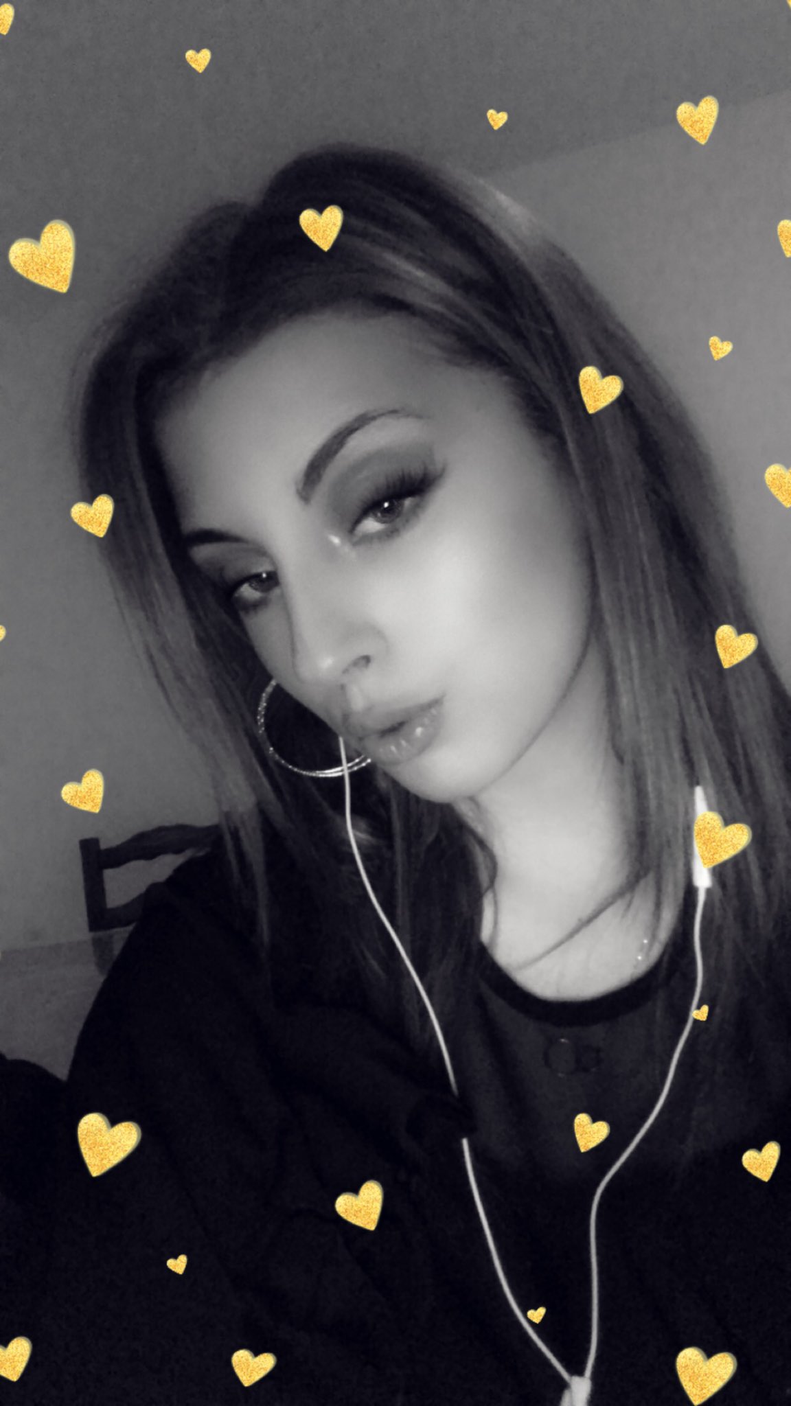 Goddess Stasia👑💸 On Twitter A Bitch To Spoiled Me {find Finsub