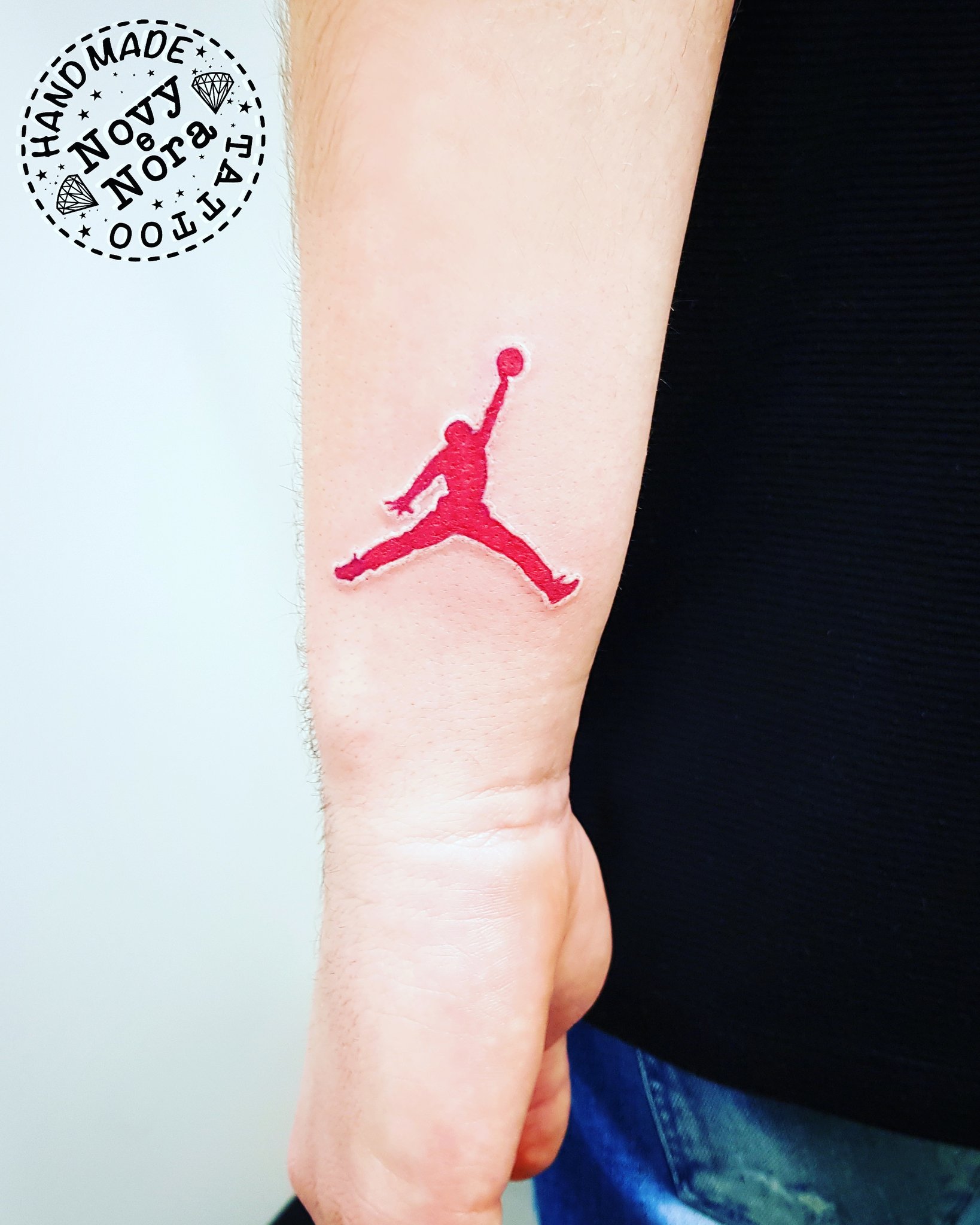 Tatuaje De Jordan Logo AFL News 2023: Jordan De Goey Interview,