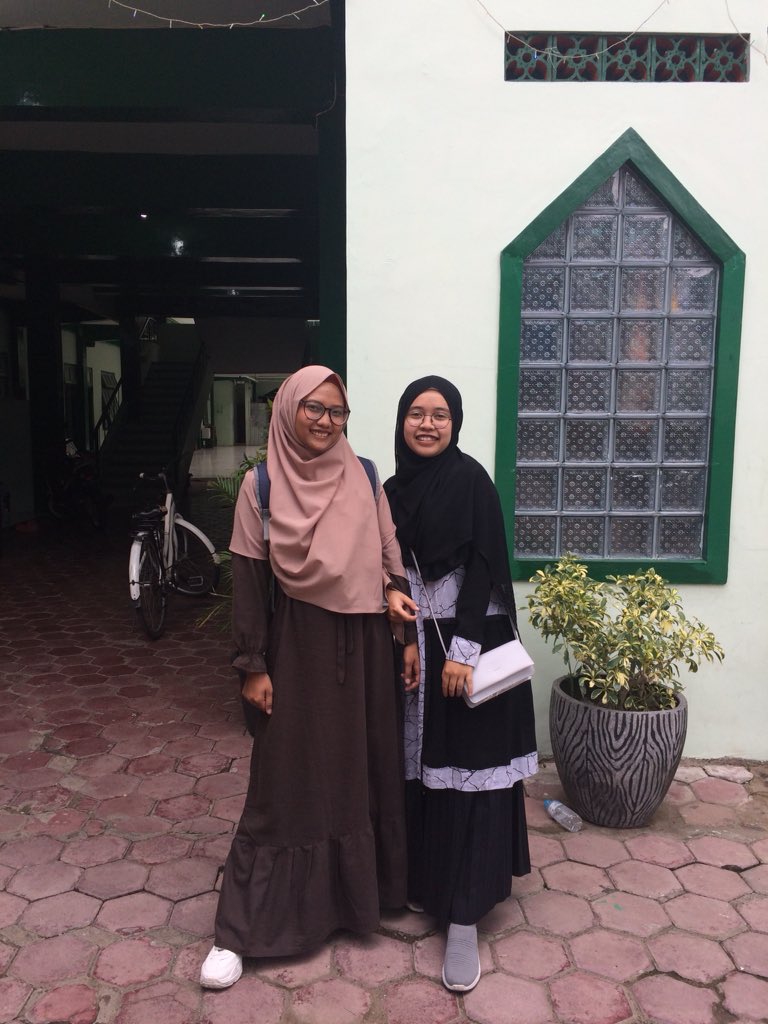 Hasna Nadhifa (@mdf_hasna) | Twitter