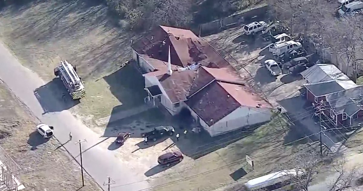 Church Roof Collapses In Dallas; No One Was Inside | CBSDFW | Scoopnest