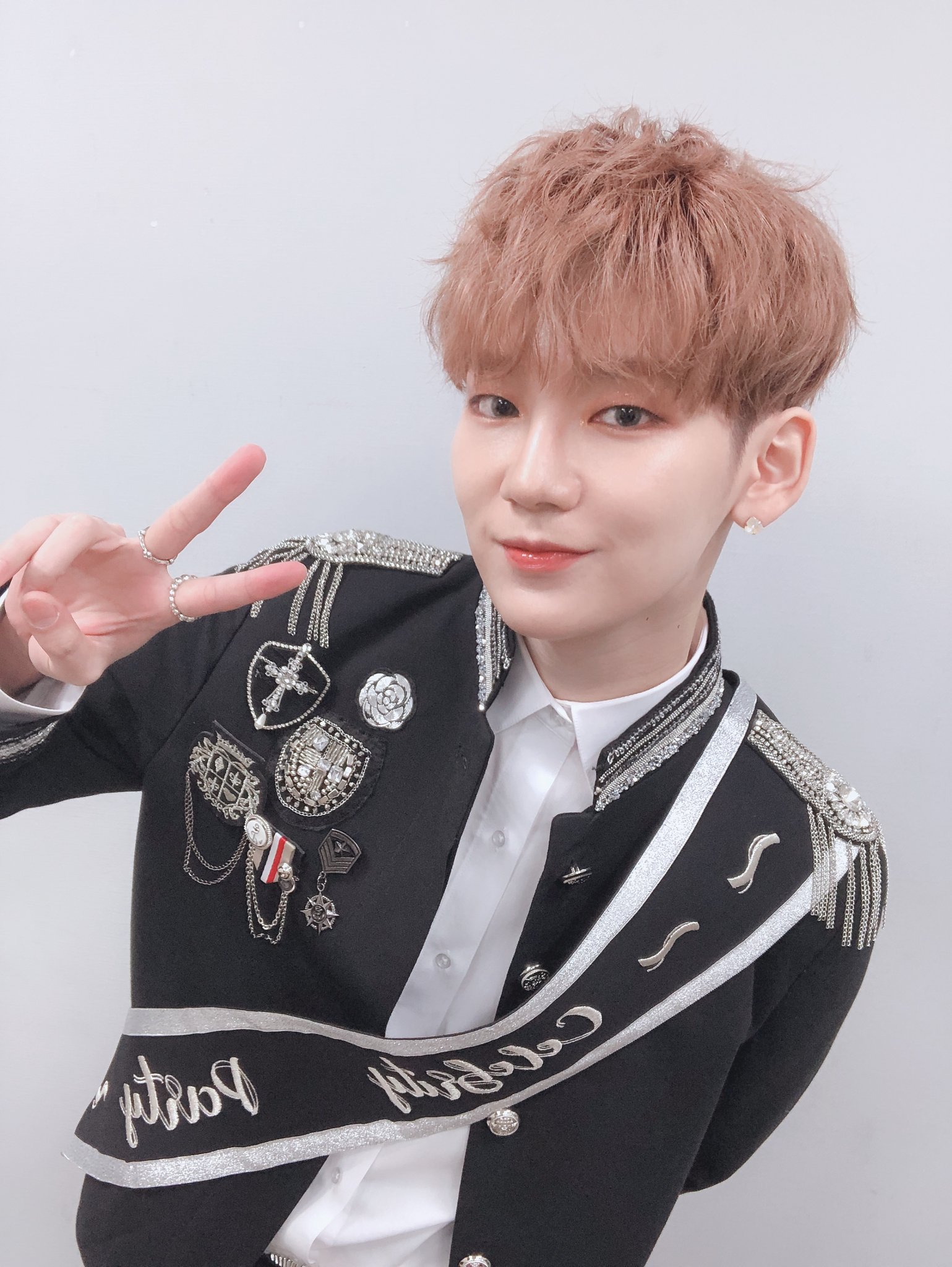 JBJ95(December②, 2019) / Twitter