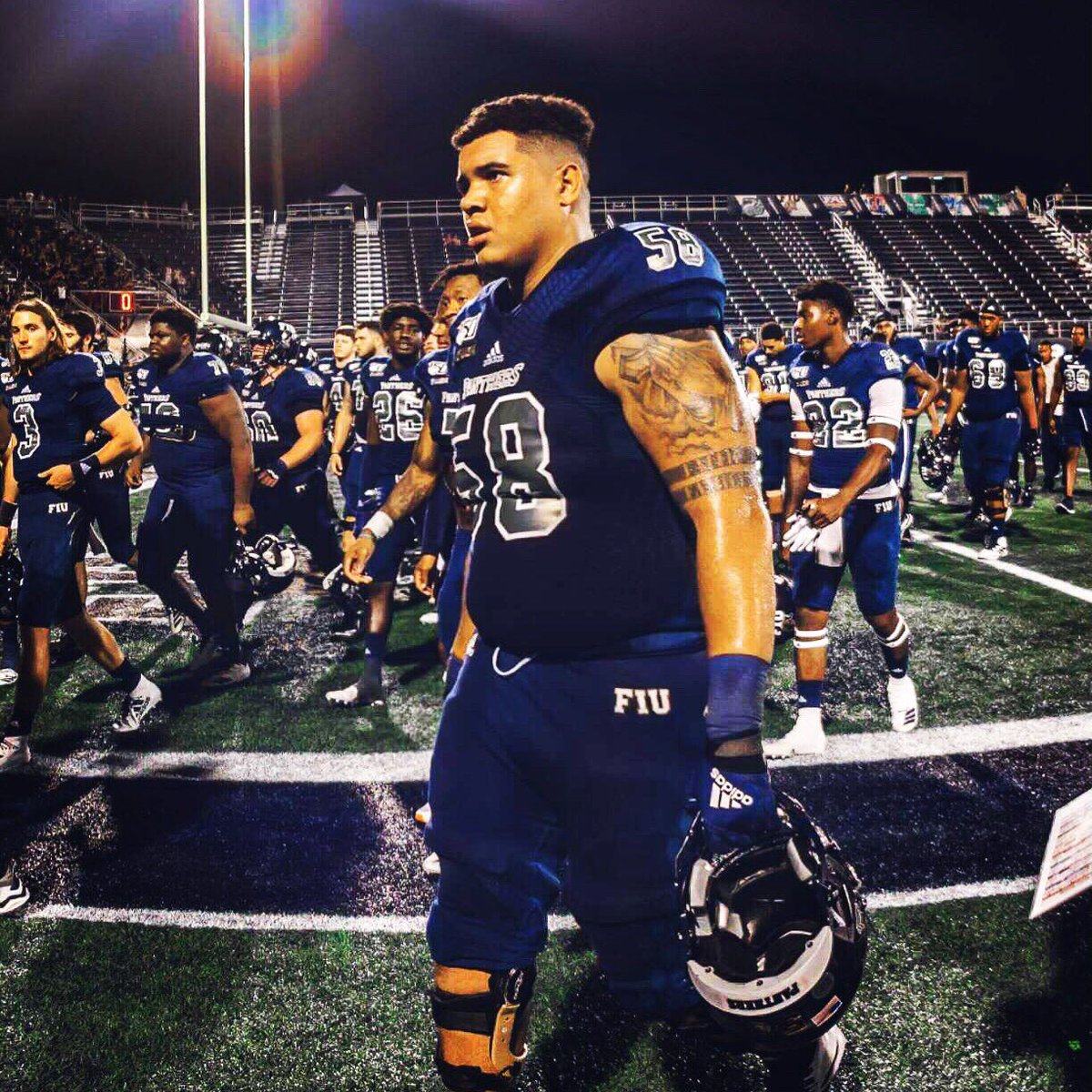 FIU OL Devontay Taylor has entered the transfer portal : r/CFB