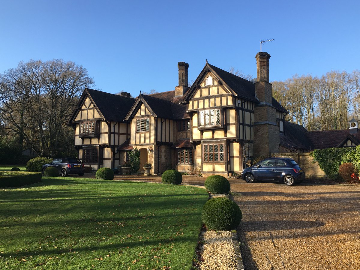 Border Oak Manor House Timber Framing