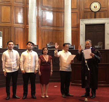 LOOK: New Supreme Court Associate Justice Samuel Gaerlan takes his oath ...