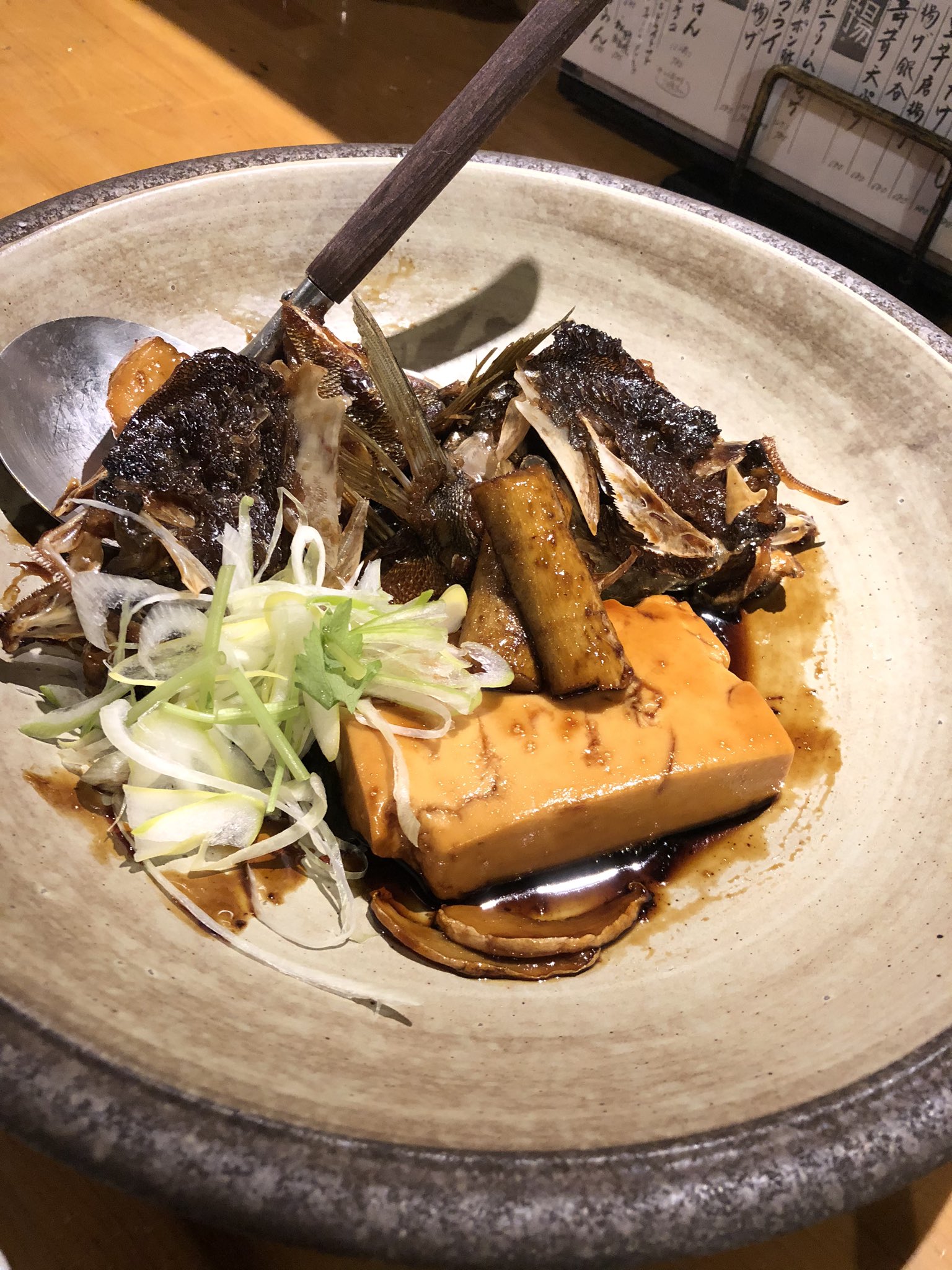 Hiroaki Bessho on Twitter: "今日は赤坂の事務所仕事の後、実家に寄って母とサシ飲み。サシ飲みって言っても僕は肝臓いたわりモードで生中一杯とノンアル。こんなの前にすると ...