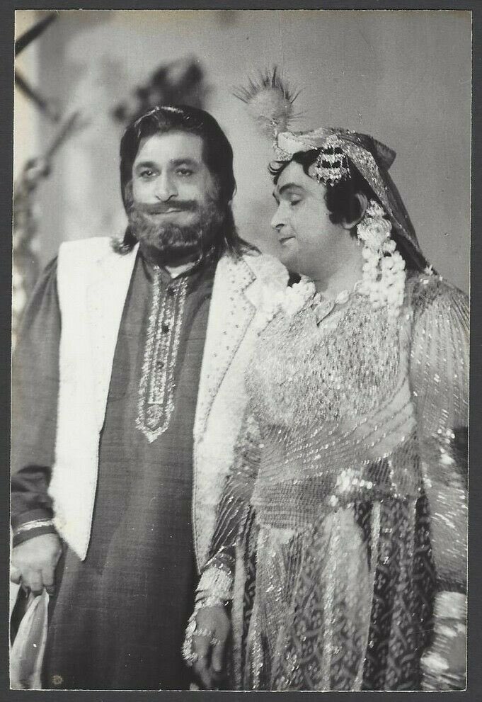 Kader Khan Wife