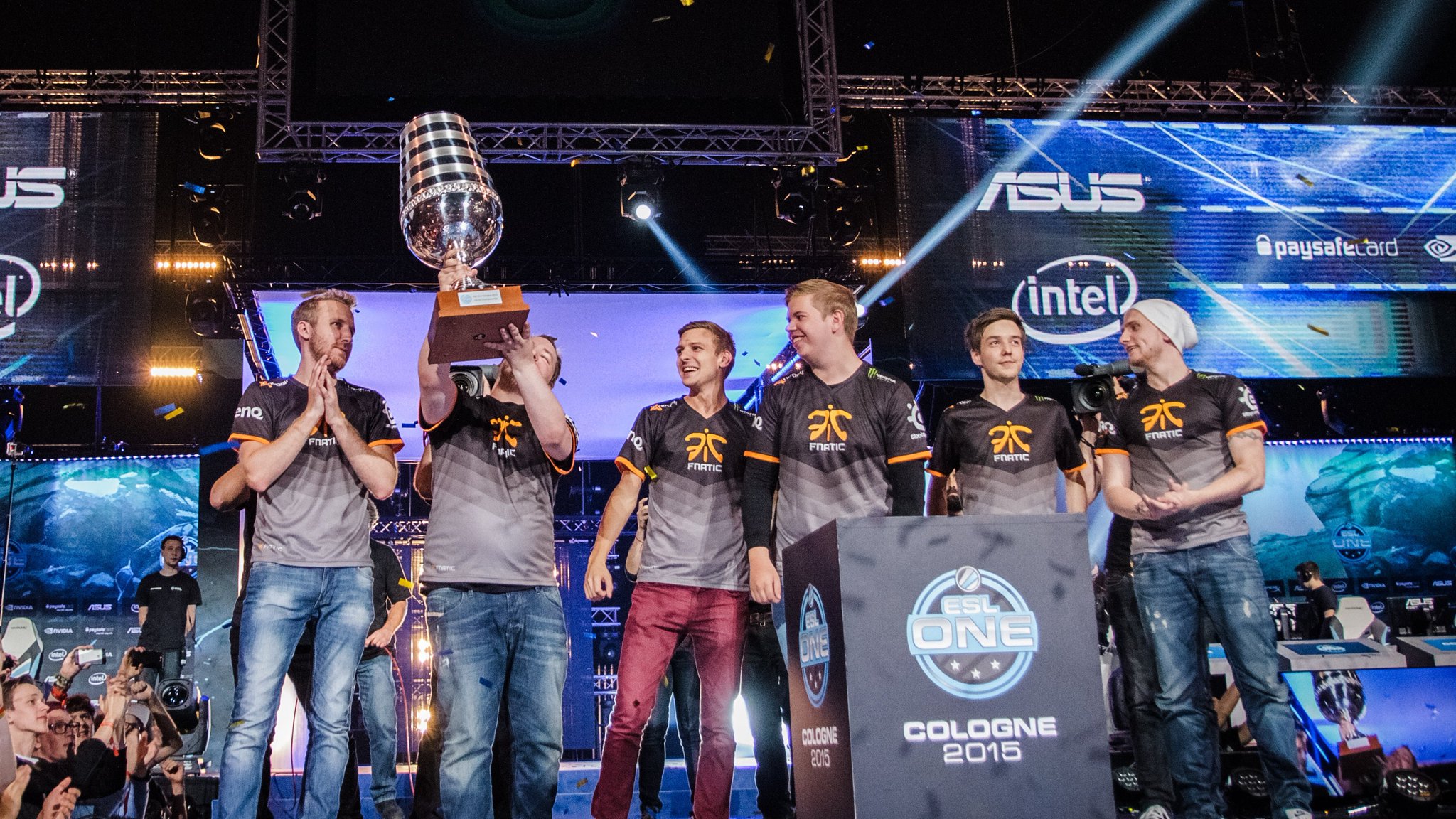 Xpeke Fnatic FNATIC On X: "@xPeke @G2Caps @Bwipo @BroxahLoL @Huni