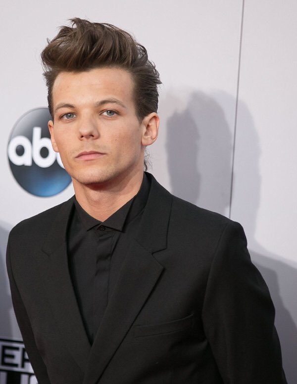 Louis Tomlinson Quiff