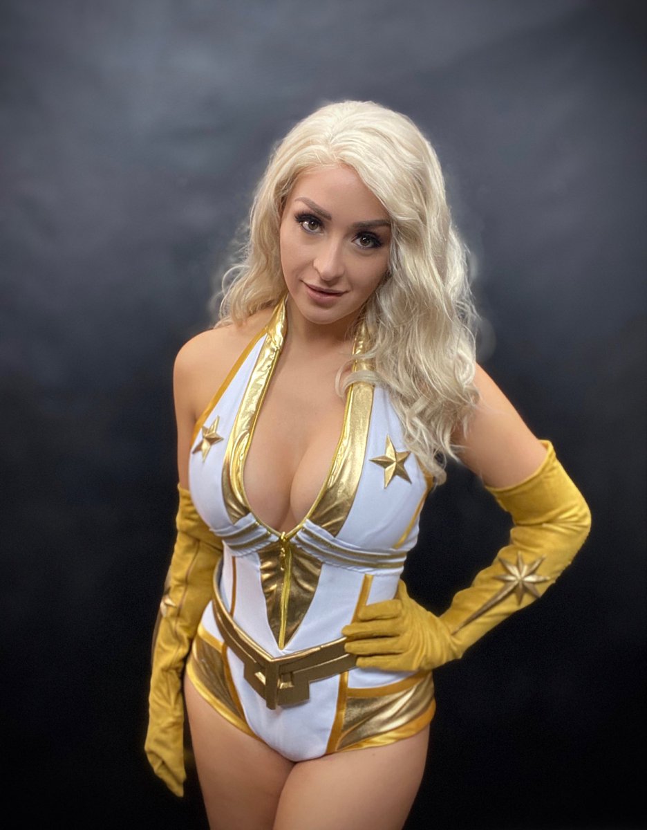 Twoucan - Tabitha Lyons (@Artyfakes)