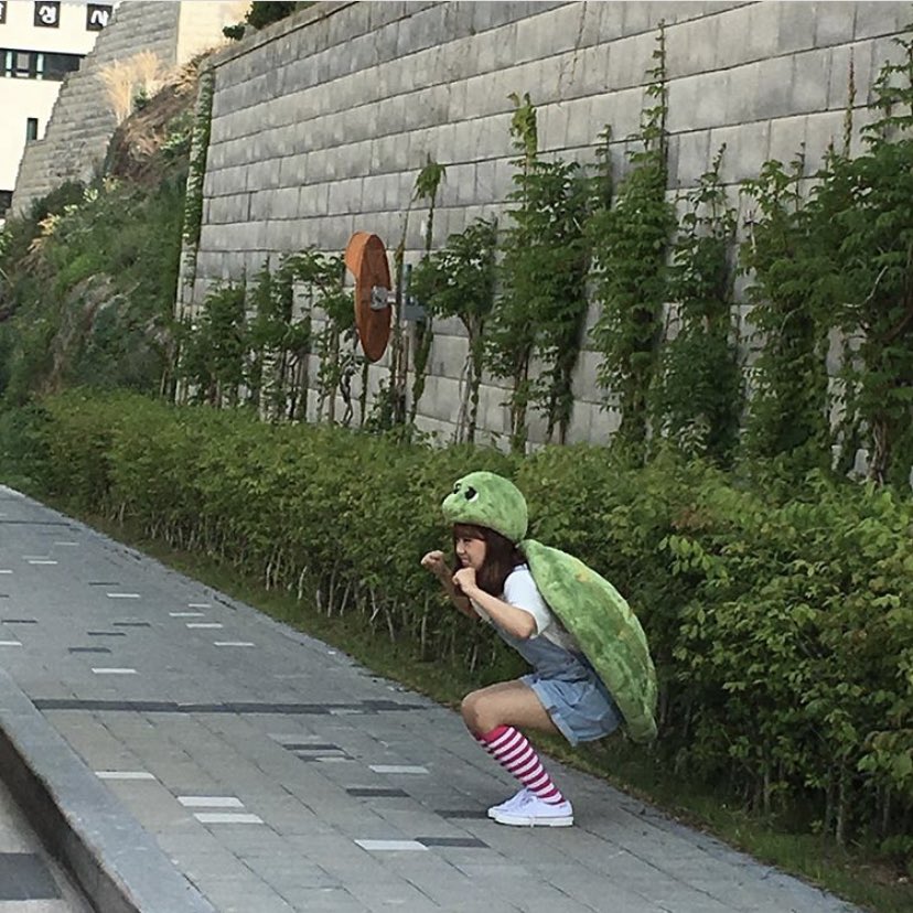 INSTAGRAM - Yoojung being a smol turtle | Hallyu+