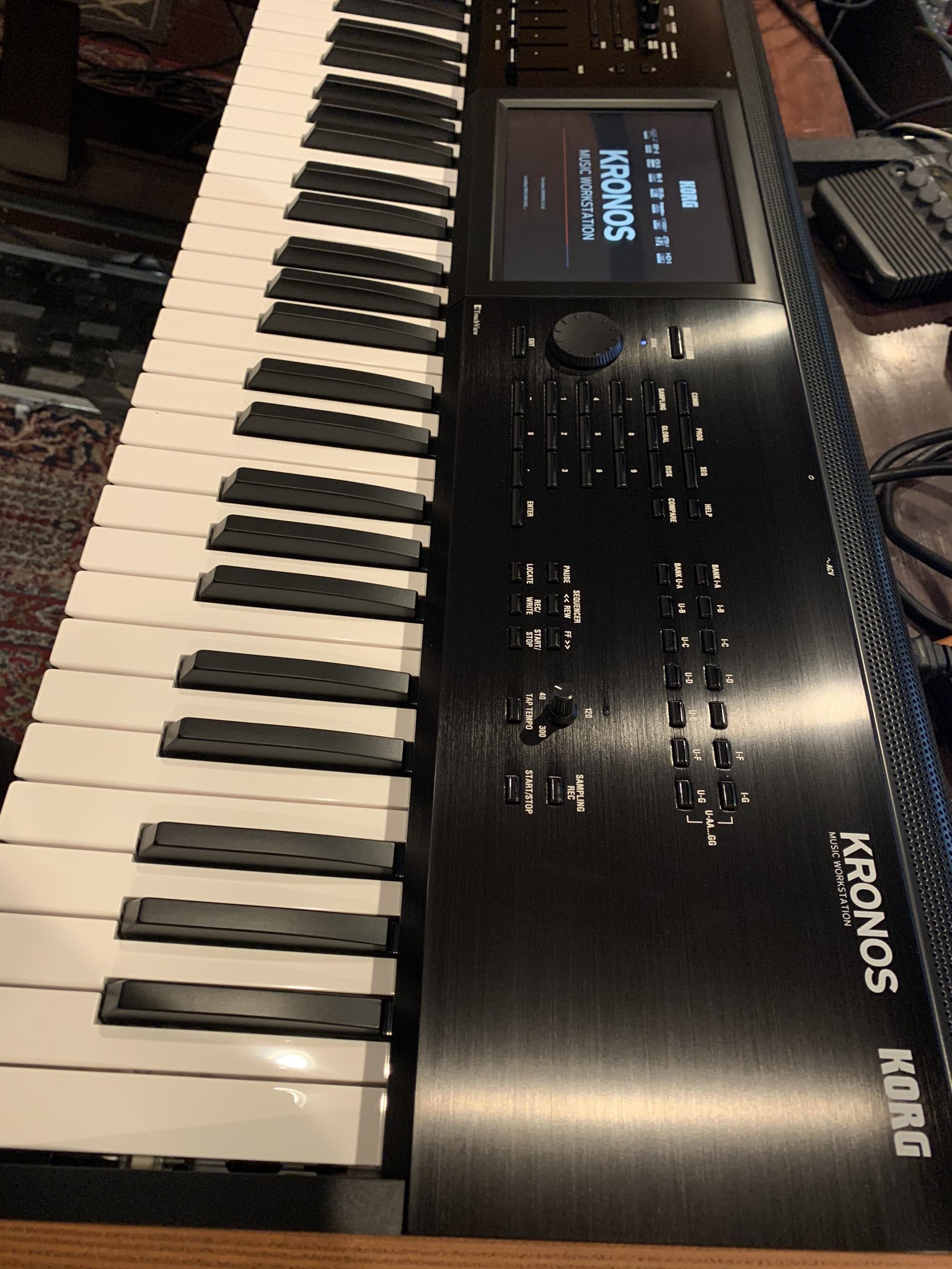 Korg Kronos X