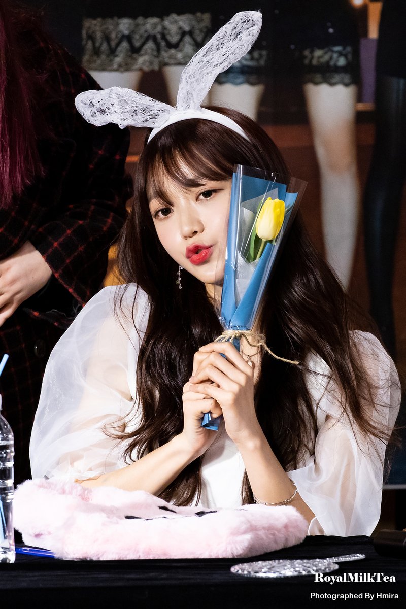 소희 - 200104 NATURE WORLD: CODE A (2ND 미니앨범)발매기념 팬사인회 #소희 #SOHEE #네이처 ...