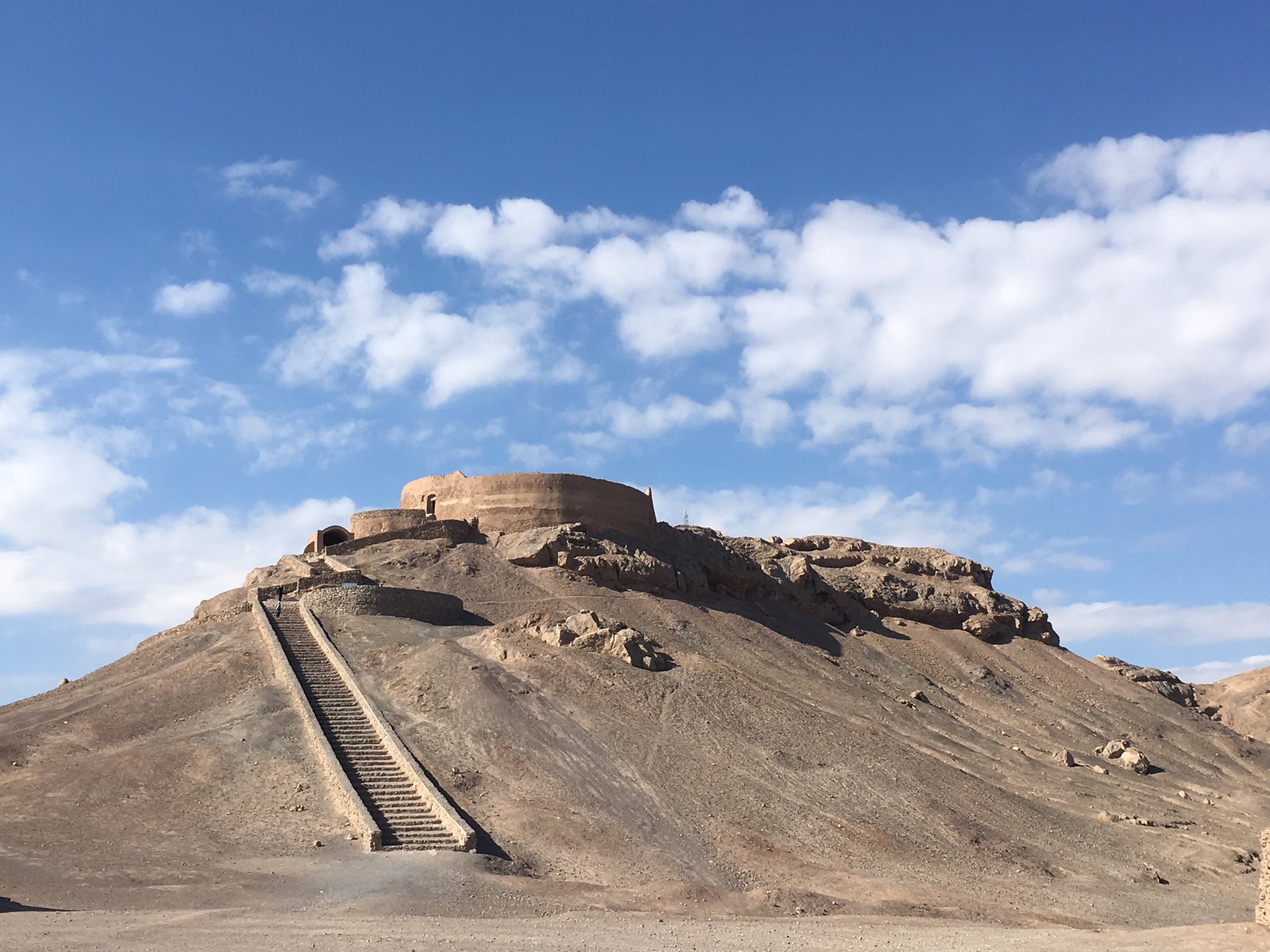 Dakhma Zoroastrianism