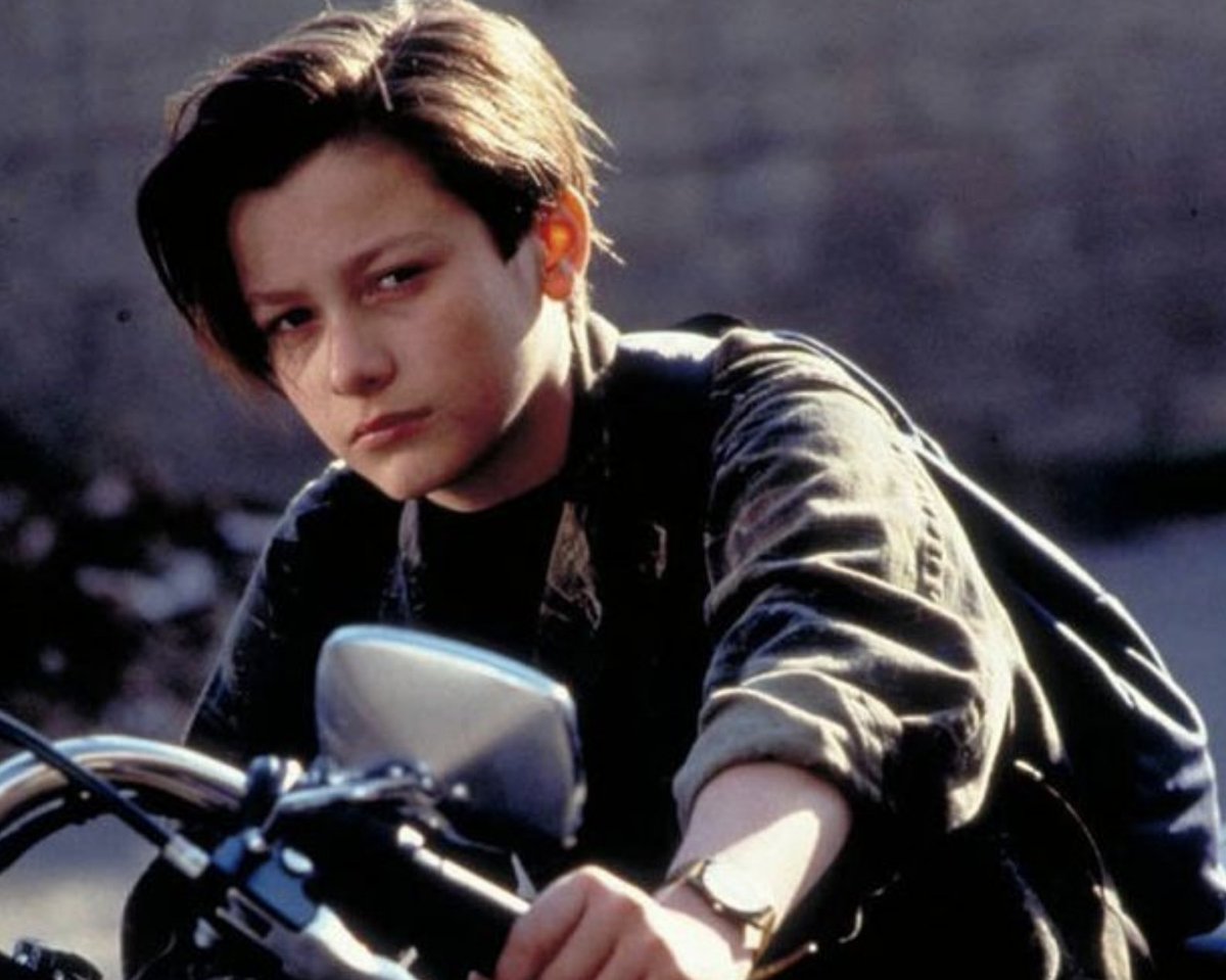 Fans struggle to recognise former child star Edward Furlong as ...