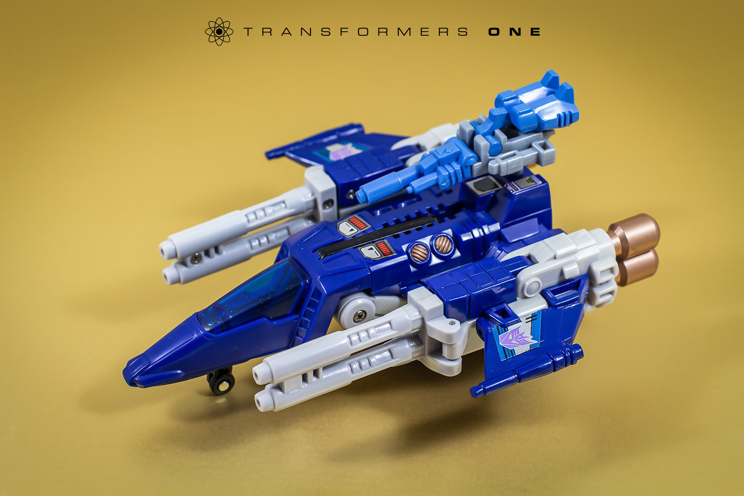 Maz X The 1987 Decepticon Targetmaster jets are phenomenal Transformers toys. Super fun to play with drop dead gorgeous in both modes killer headsculpts and colours and the most breakage prone Nebulan...