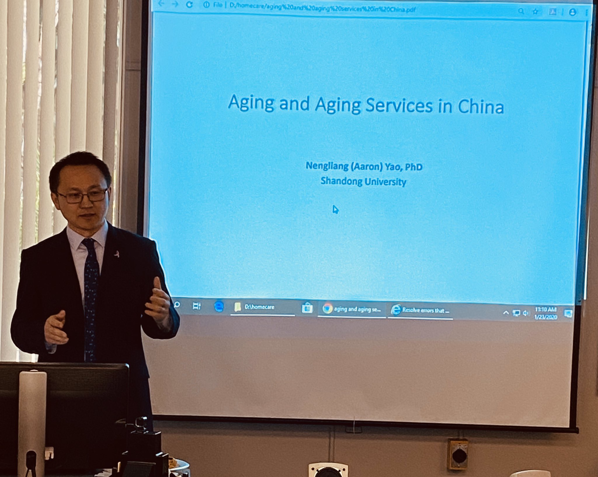 USF School of Aging Studies on Twitter: "Nengliang (Aaron) Yao, PhD, is currently sharing some ...