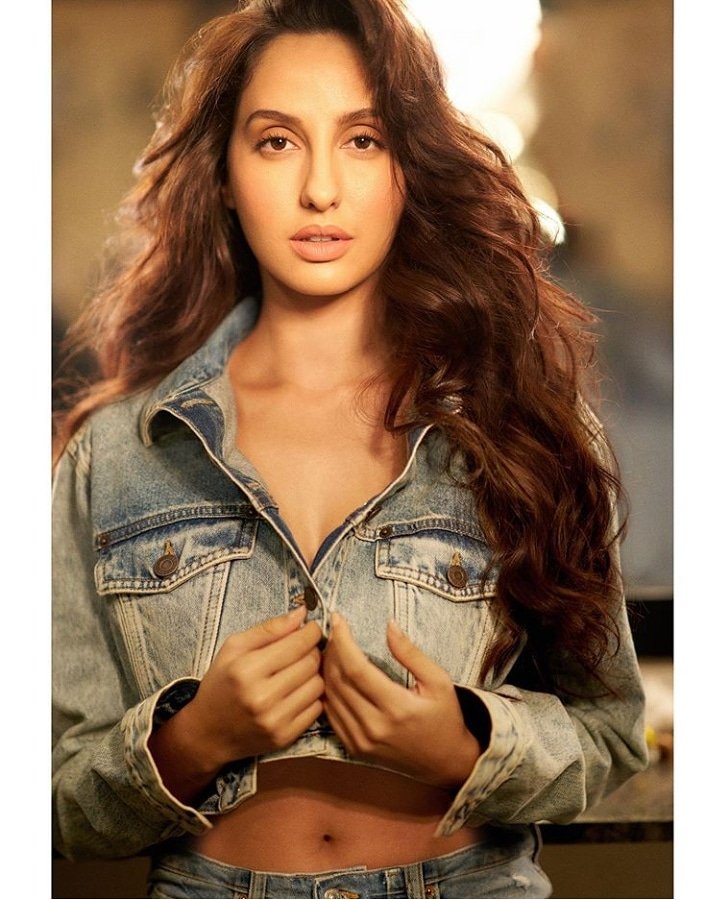 Box Office India on Twitter: "Uff yeh #Garmi. @norafatehi is raising the temperature with her ...