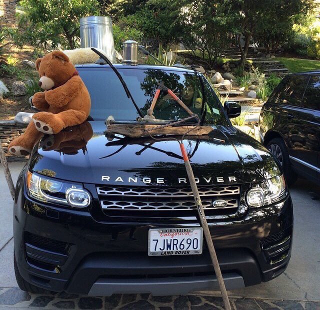 Louis Tomlinson Range Rover