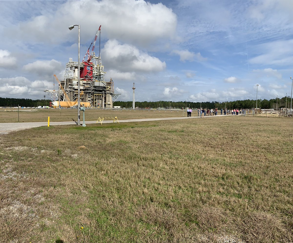 🚀 @NASA_SLS’ rocket Core Stage for #Artemis 1 has arrived @NASAStennis ...